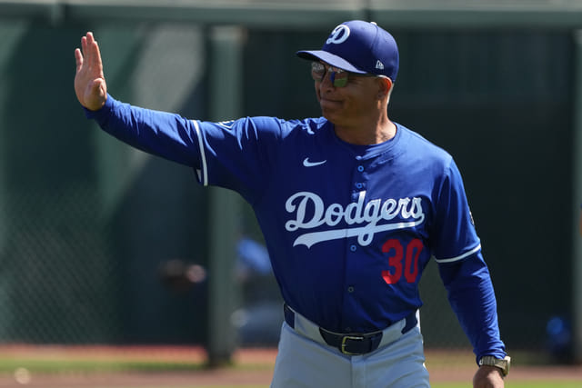 Dodgers manager Dave Roberts makes major announcement on starting ...