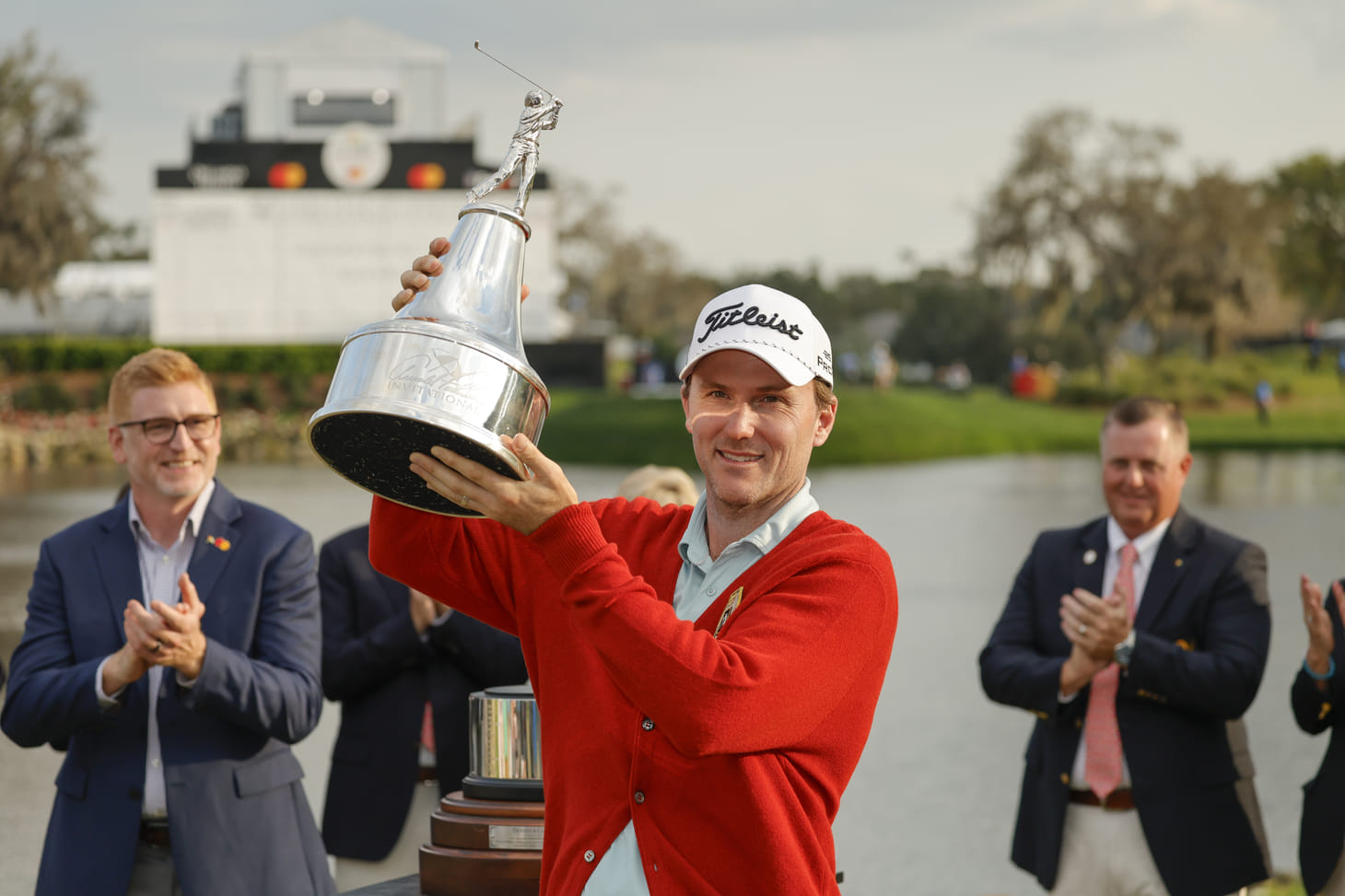 Russell Henley: Russell Henley gets emotional after seeing his locker ...