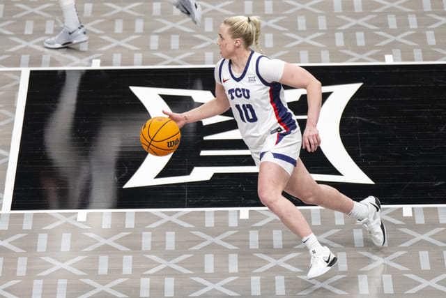TCU star Hailey Van Lith leans into her "professional woman vibe" while ...