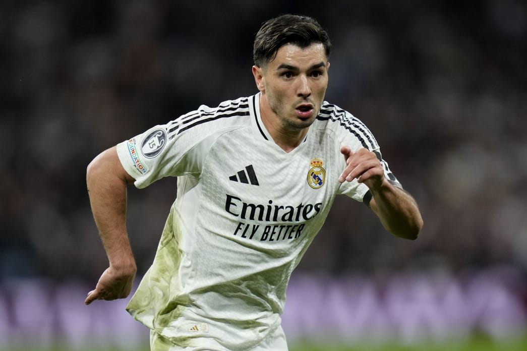 "Always clear of Vini", "Best footballer in Real Madrid" - Fans hail ...