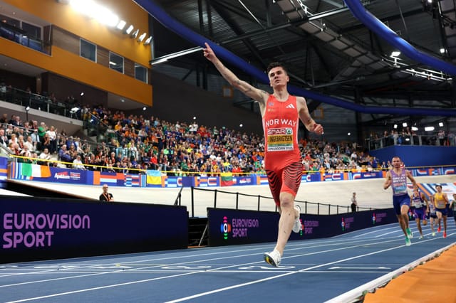 Jakob Ingebrigtsen takes a dig at Josh Kerr and other 1500m rivals for skipping World Indoor ...
