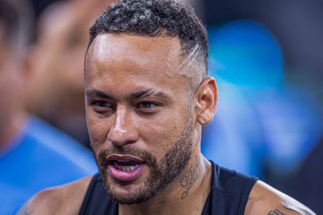 “He doesn't take football seriously” - Neymar Jr receives stern ...