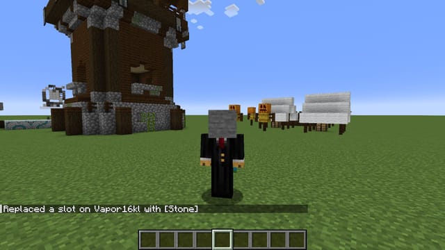 How to use any item as headgear in Minecraft