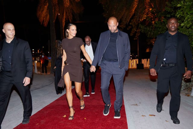 "I really could care less about my body" - When Derek Jeter's wife ...