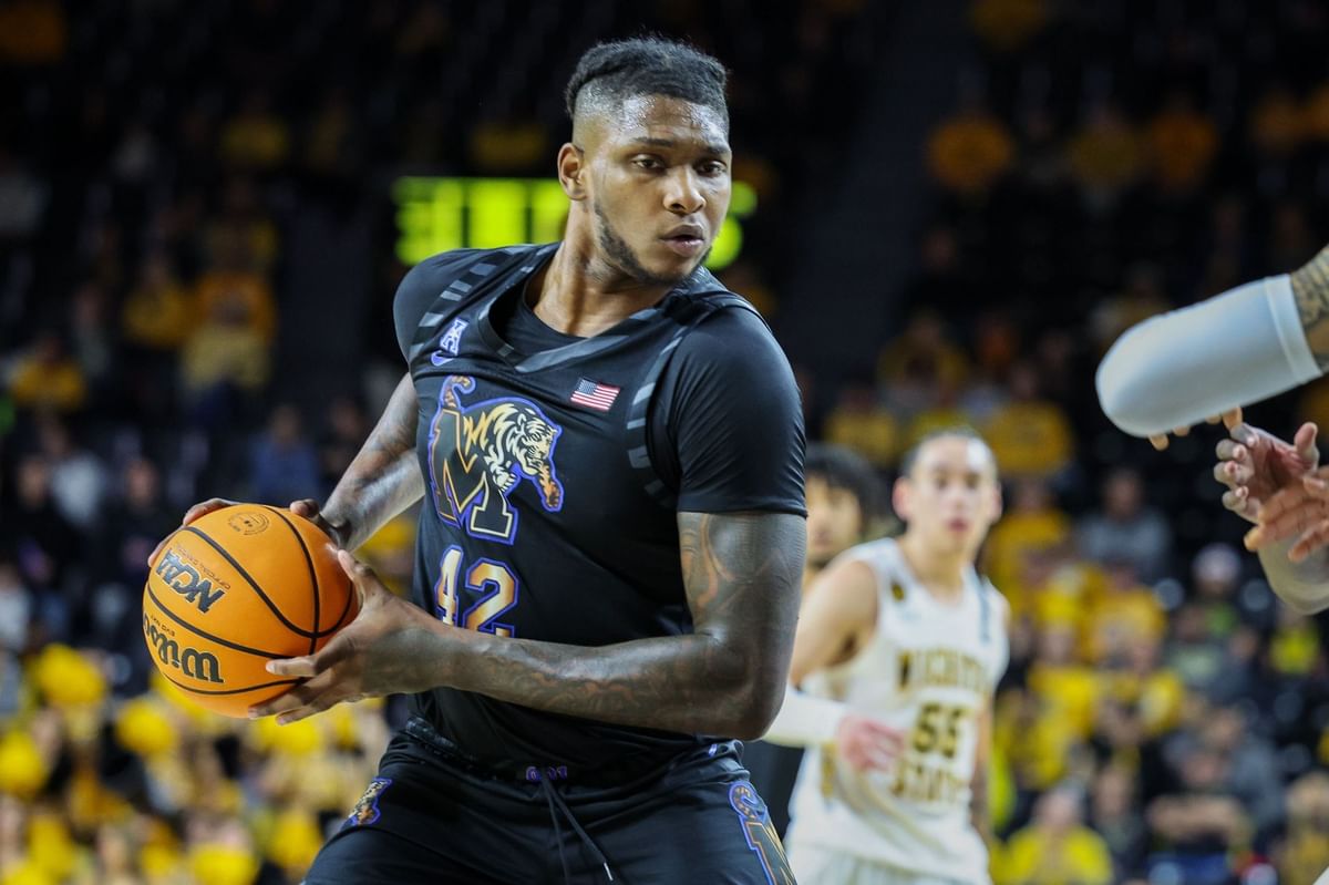 Where is Dain Dainja from? Hometown, nationality and more