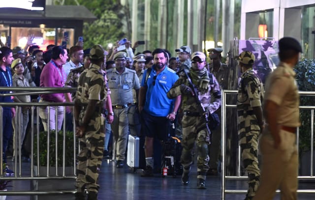 Rohit Sharma gets massive reception at Chennai airport ahead of CSK vs ...