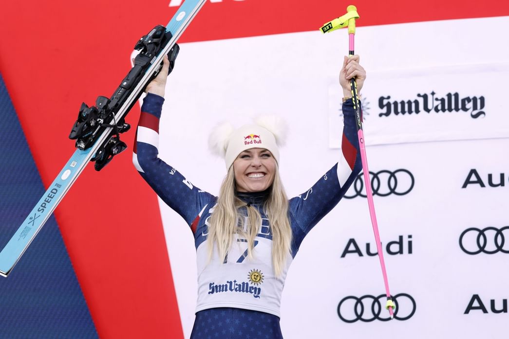 Lindsey Vonn reacts as Caroline Wozniacki's daughter confidently skies ...
