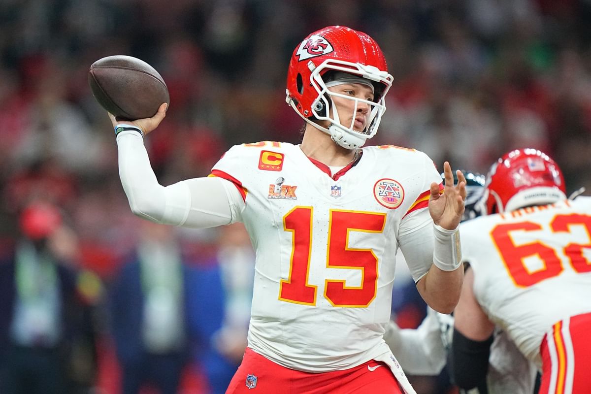 Patrick Mahomes gets emotional revealing the "Black Woman" who taught ...