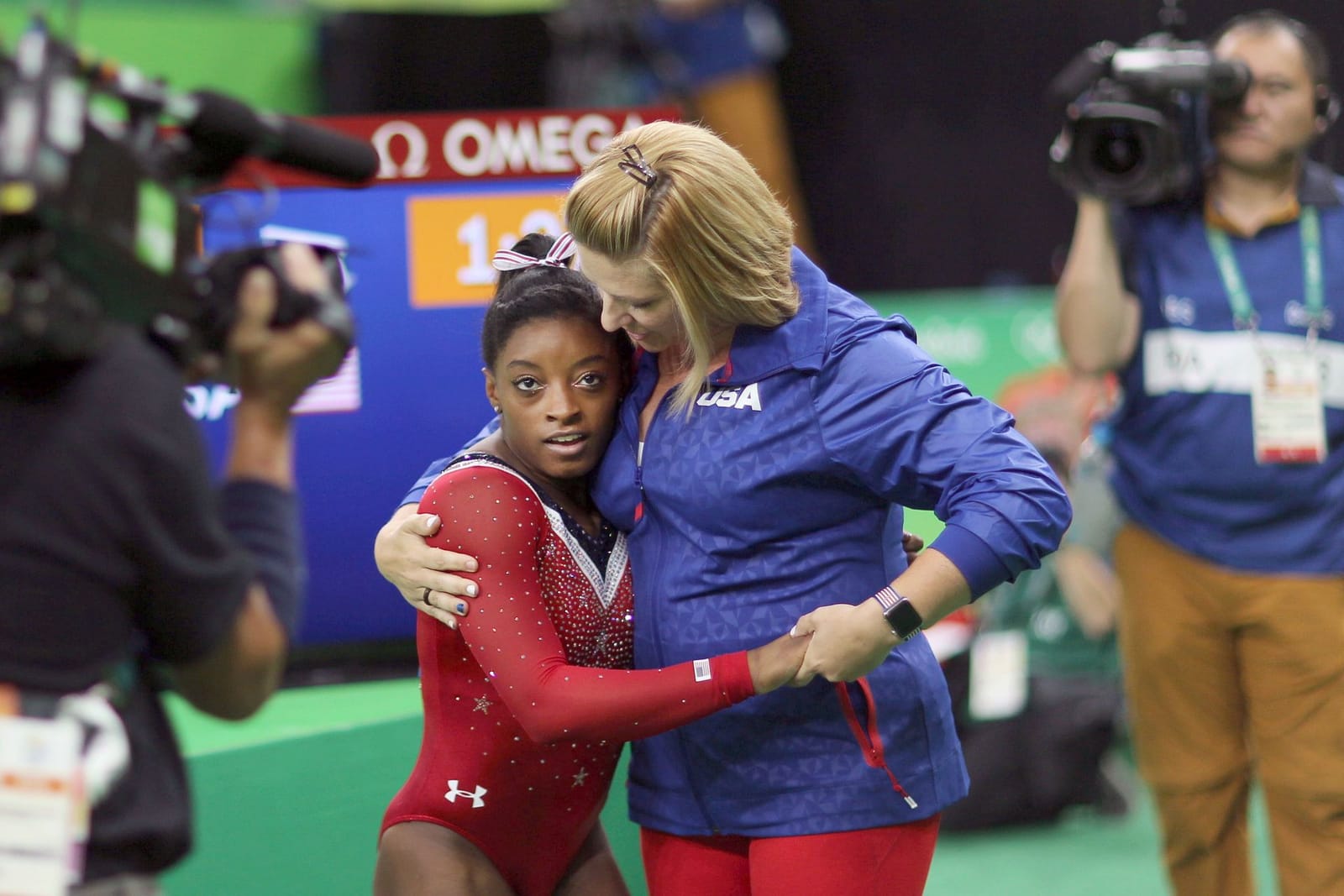 "Aimee wasn’t hearing it" - When Simone Biles opened up on coach Aimee ...