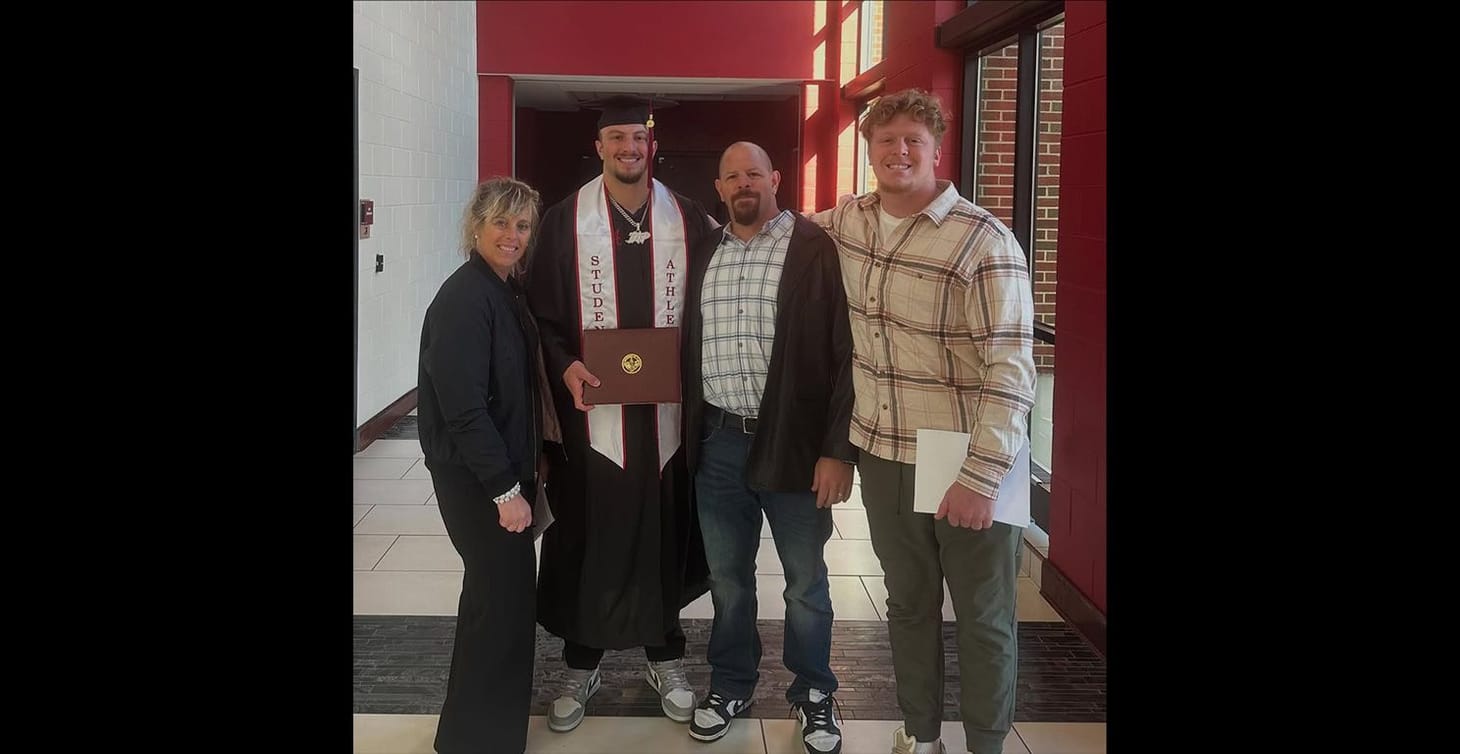 Who are CJ Dippre's Parents? Meet Chris and Julie Dippre.