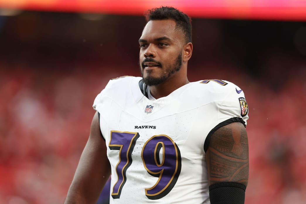 Ronnie Stanley’s Contract Breakdown, Salary Cap Details, Bonuses, Terms ...
