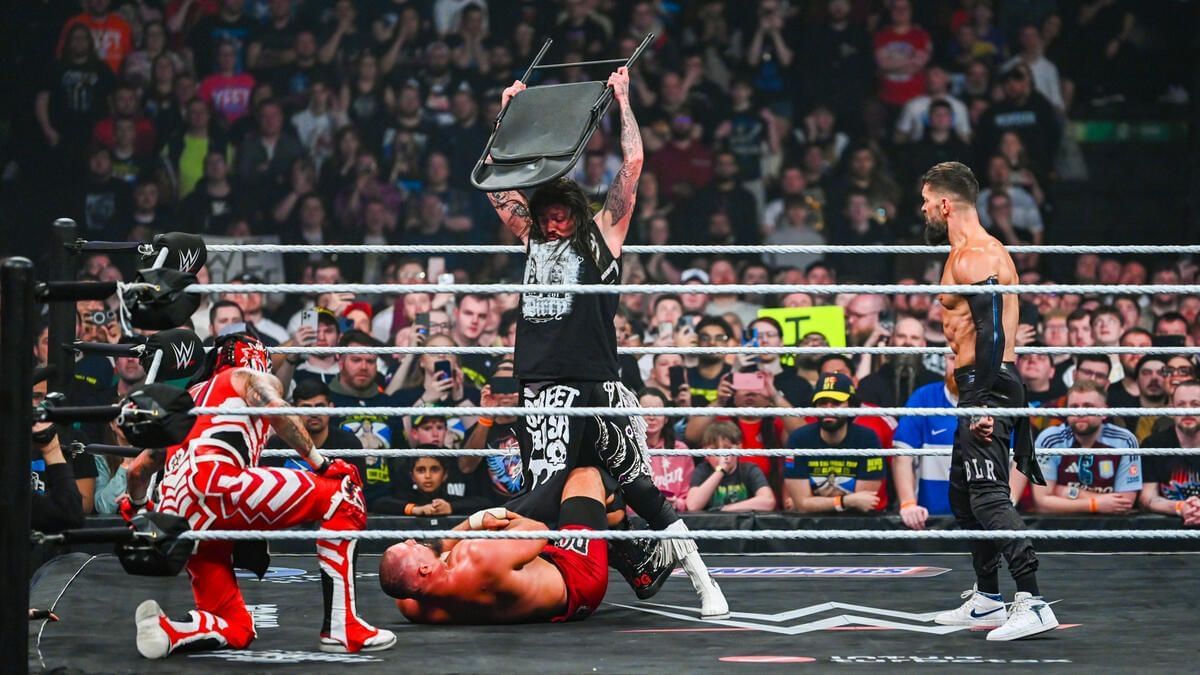 3 Finishes for Penta and Bron Breakker vs Finn Balor and Dominik ...