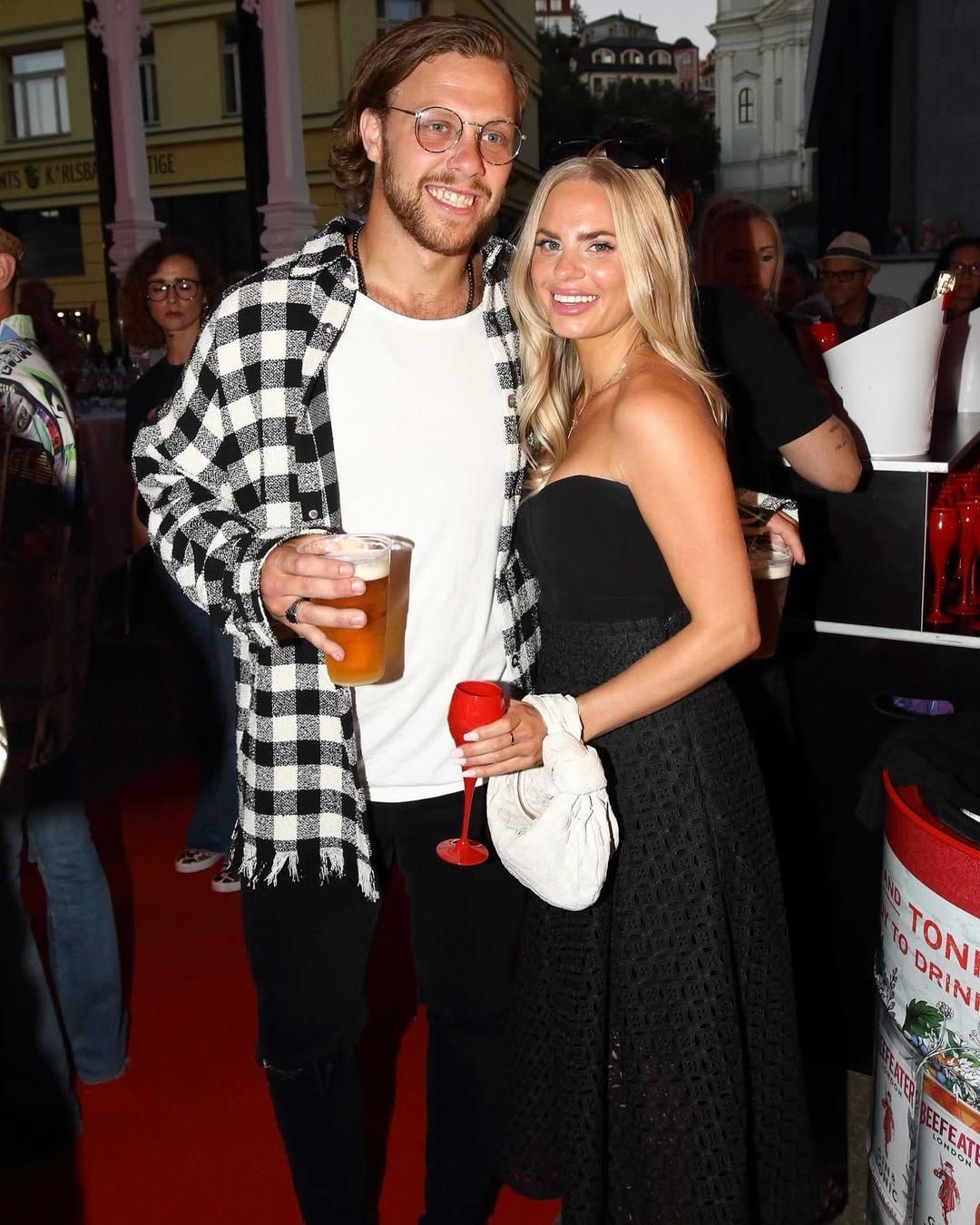 Who is David Pastrnak’s Wife? | Meet Rebecca Rohlsson