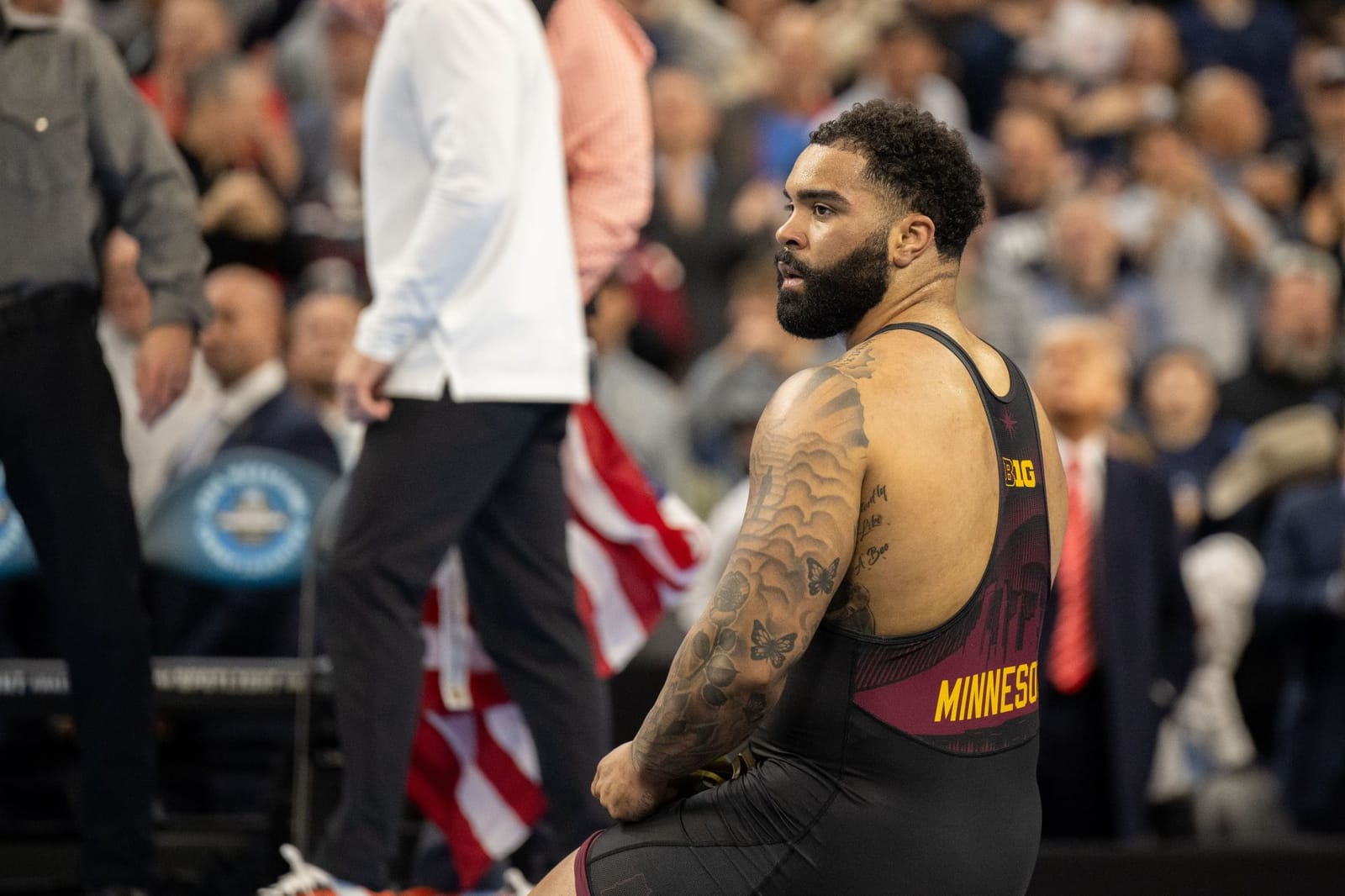 Carter Starocci drops 1-word reaction to Gable Steveson's emotional ...
