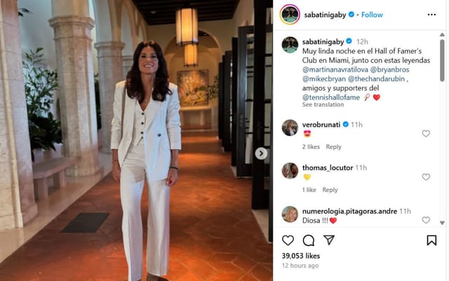 In Pictures: Gabriela Sabatini shares warm embrace with Martina ...