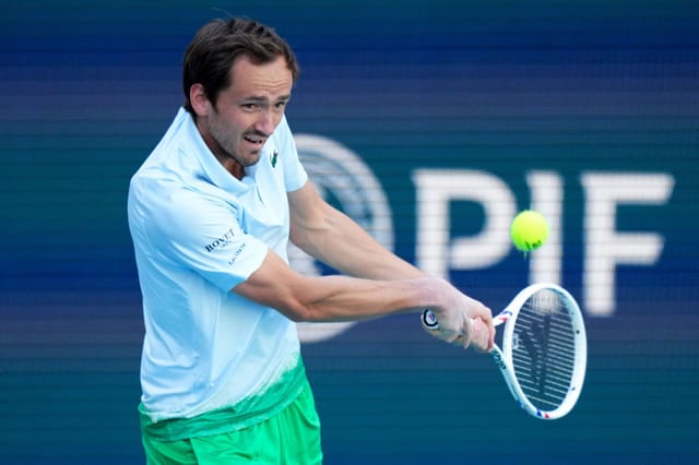 Daniil Medvedev returns to his life with daughter Alisa and family in ...