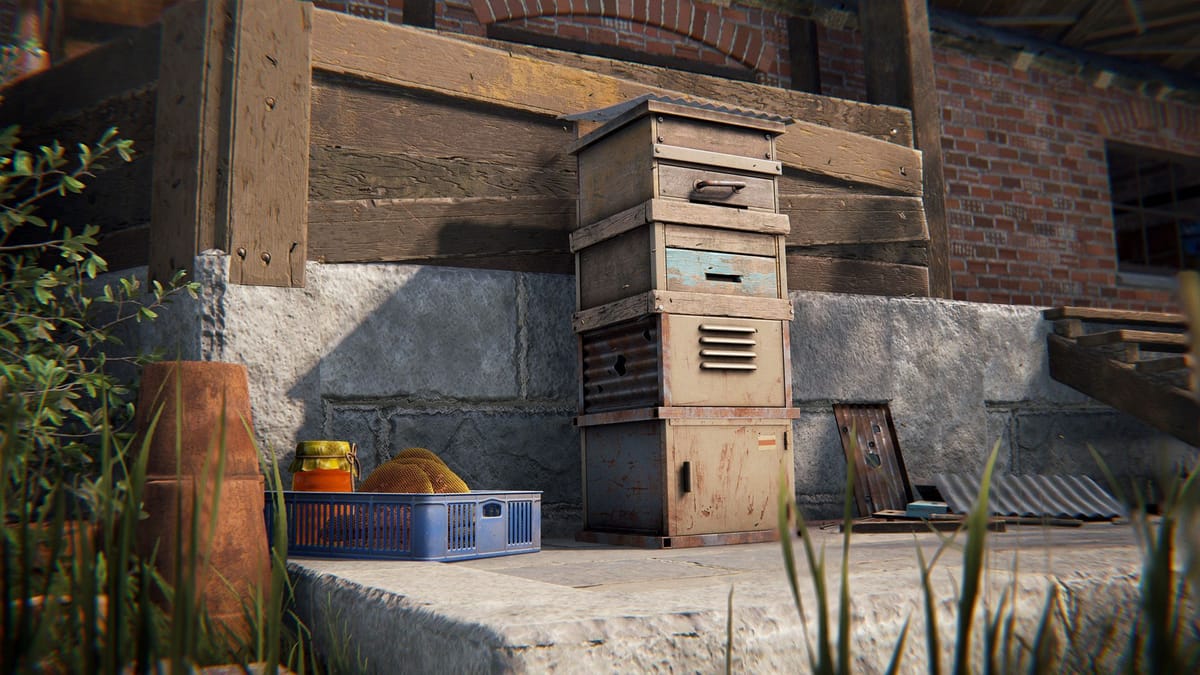 Beekeeping in Rust: How to start, bee grenade, and more