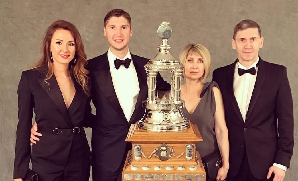 Who is Sergei Bobrovsky's wife? Meet Olga Bobrovskaya
