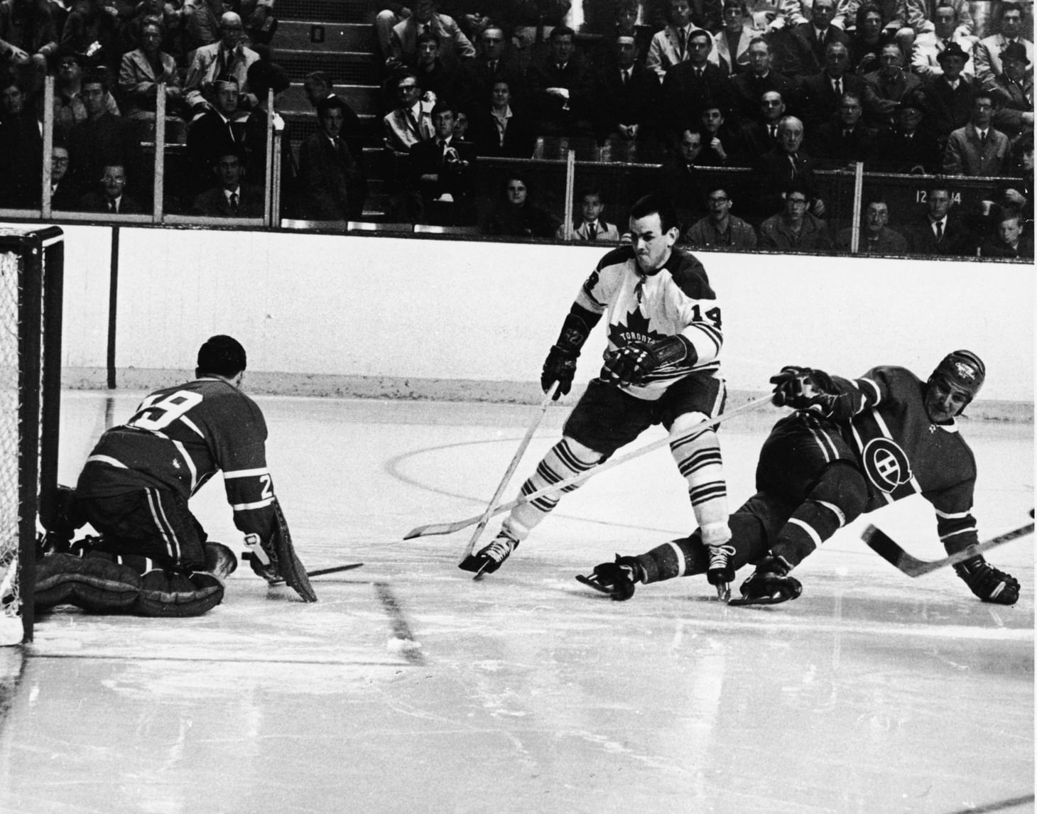 Maple Leafs won the Stanley Cup the last time both Bruins & Red Wings ...