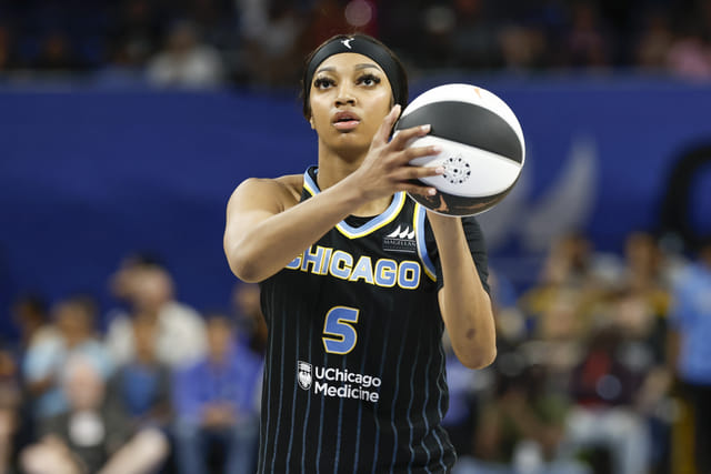 Locked-in Angel Reese drills multiple threes in a row in offseason ...