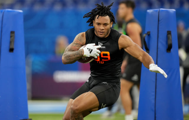 NFL fans stunned over Omarion Hampton's size as Chargers rookie's photo ...