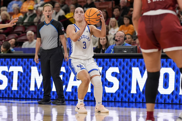 Kentucky: Flau’Jae Johnson’s mom Kia Brooks drops emotional 2-word reaction as Georgia Amoore ...