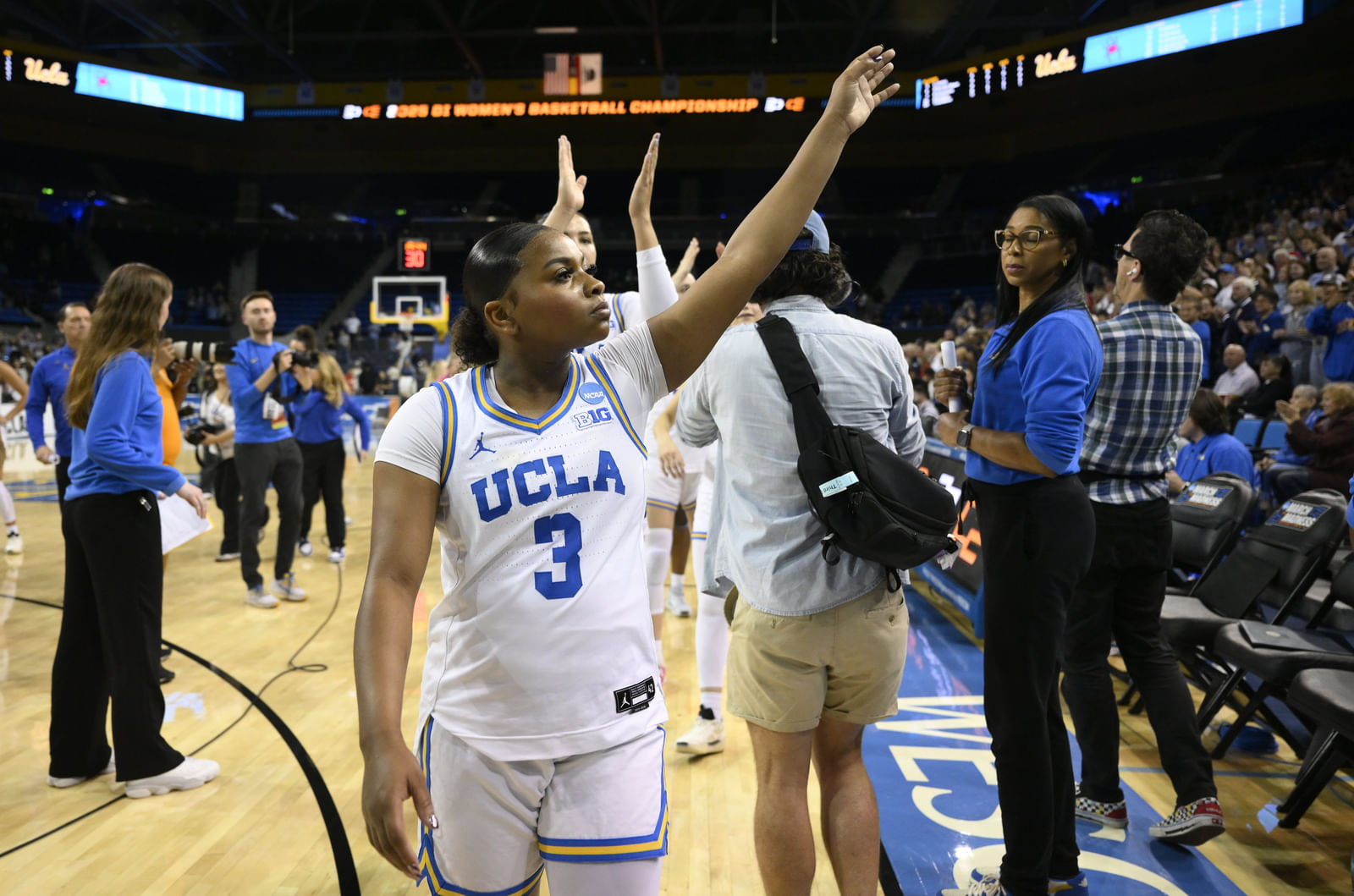 UCLA guard Londynn Jones announces departure with heartfelt message as ...