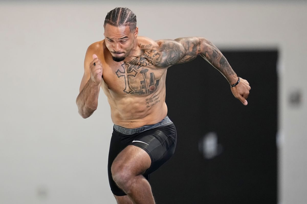 Emeka Egbuka sparks smiles buying sneakers for random kid in feel-good viral clip