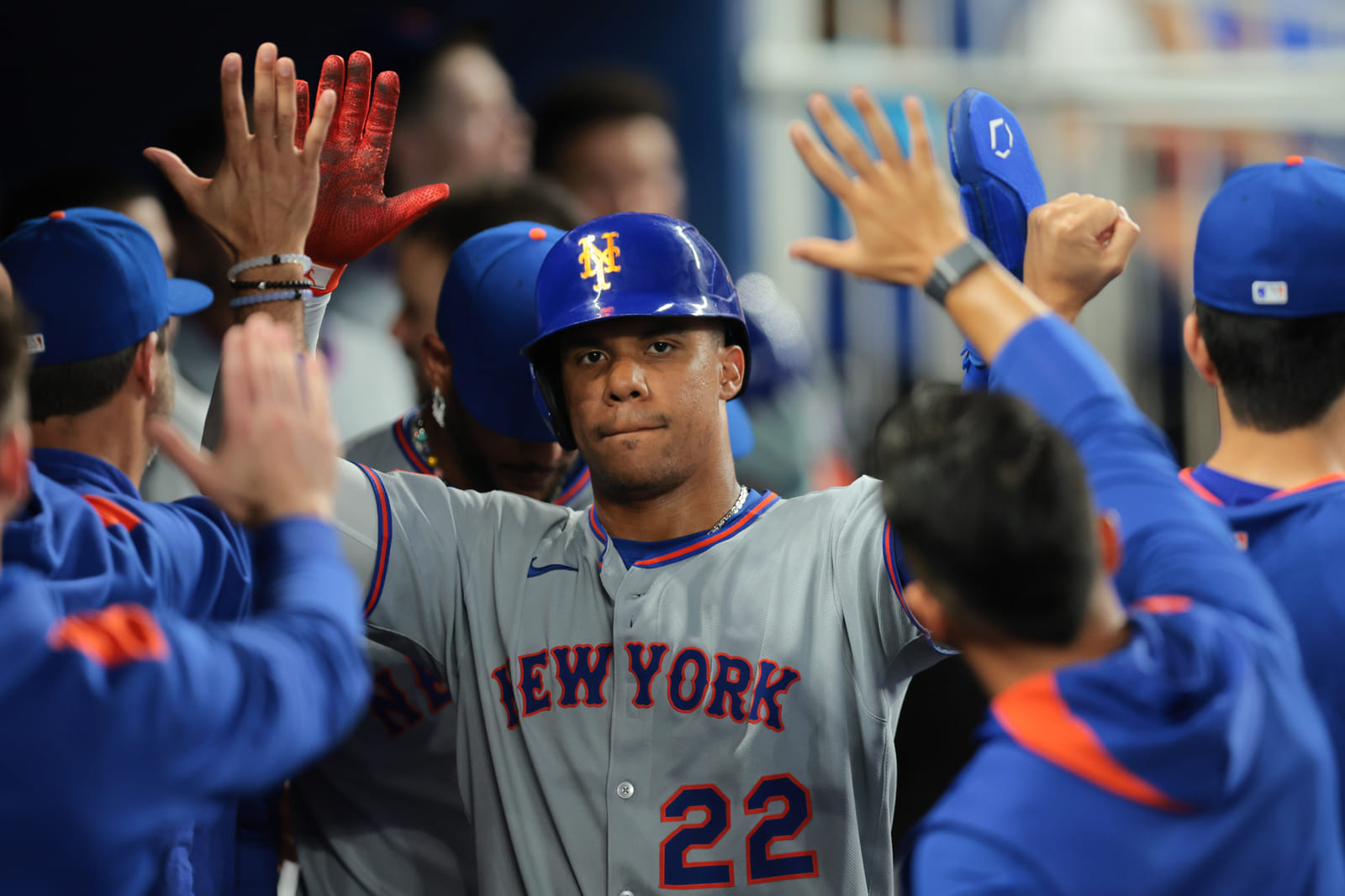 Fans furious at Yankees supporters chanting 'F*ck Juan Soto' during ...