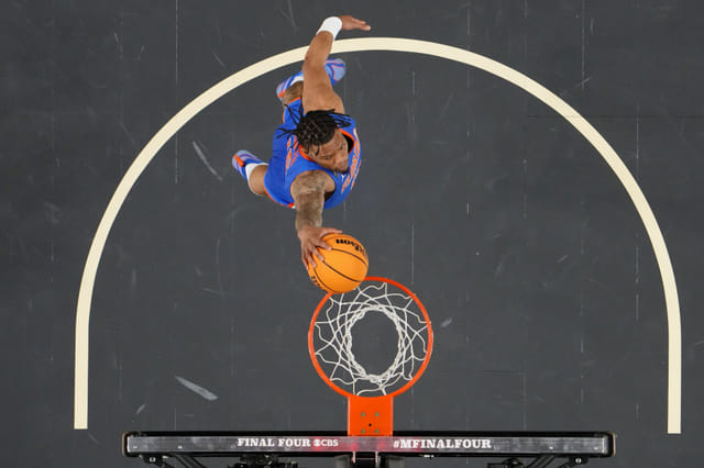 alijah martin: "Holy sh*t": NCAA hoops fans left stunned as Alijah ...