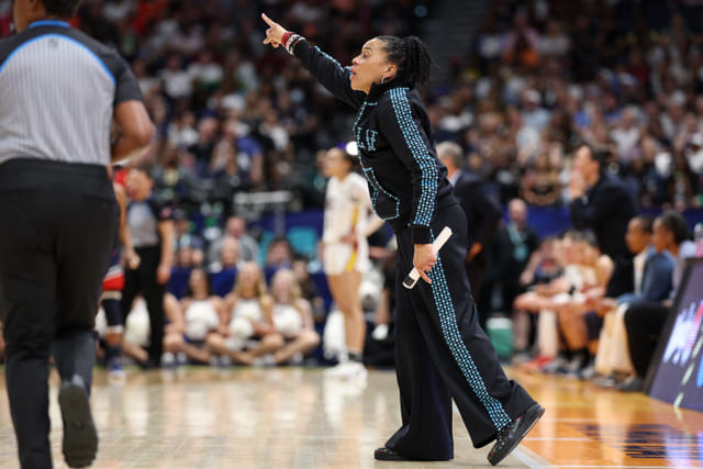 "Showed up to her funeral": Fans eviscerate Dawn Staley for $7,600 ...