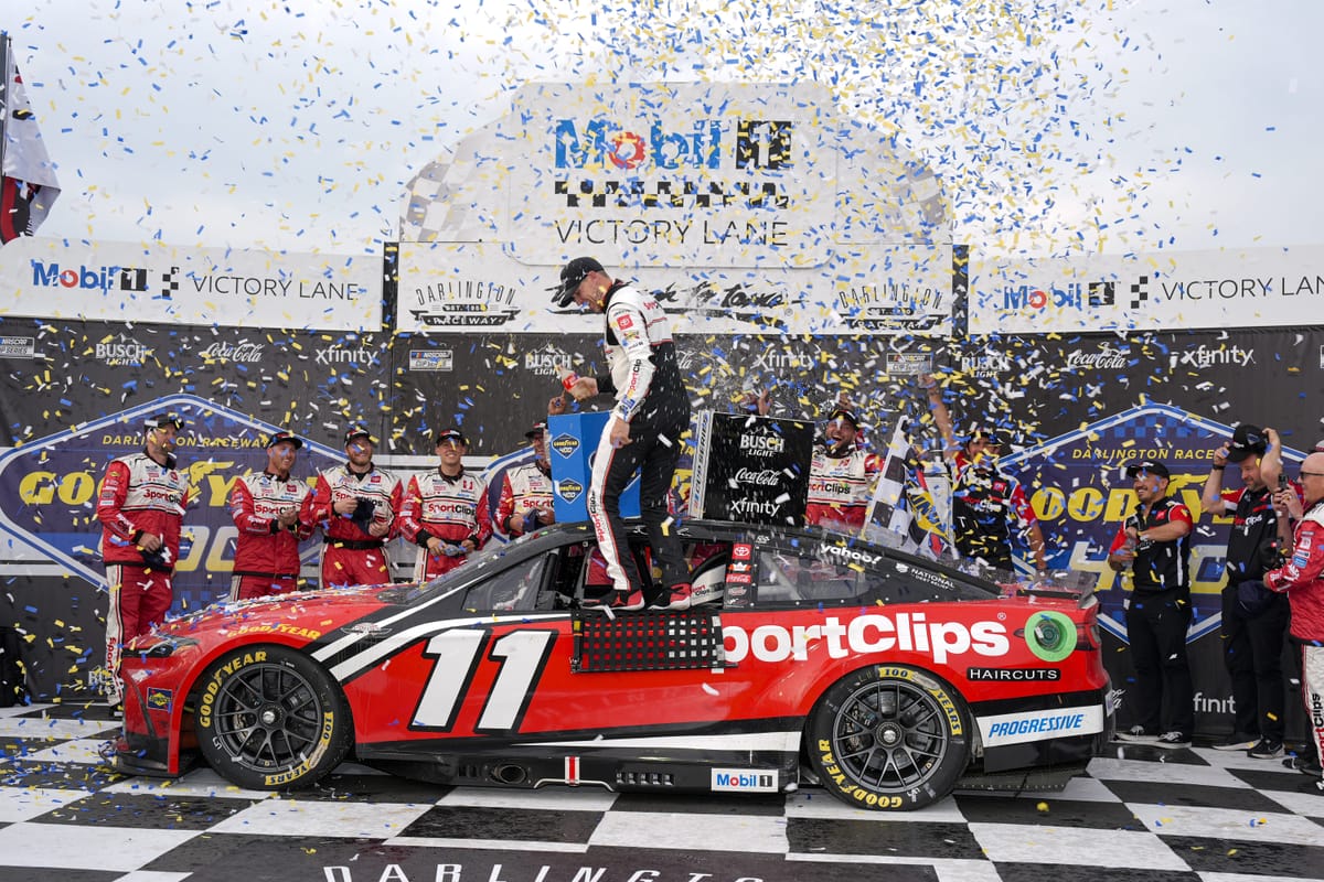 Dale Earnhardt Jr. tests his iconic No. 8 at Cordele Motor Speedway
