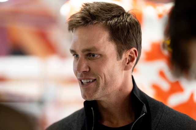 Tom Brady shares sweet tribute for his parents’ 56th anniversary