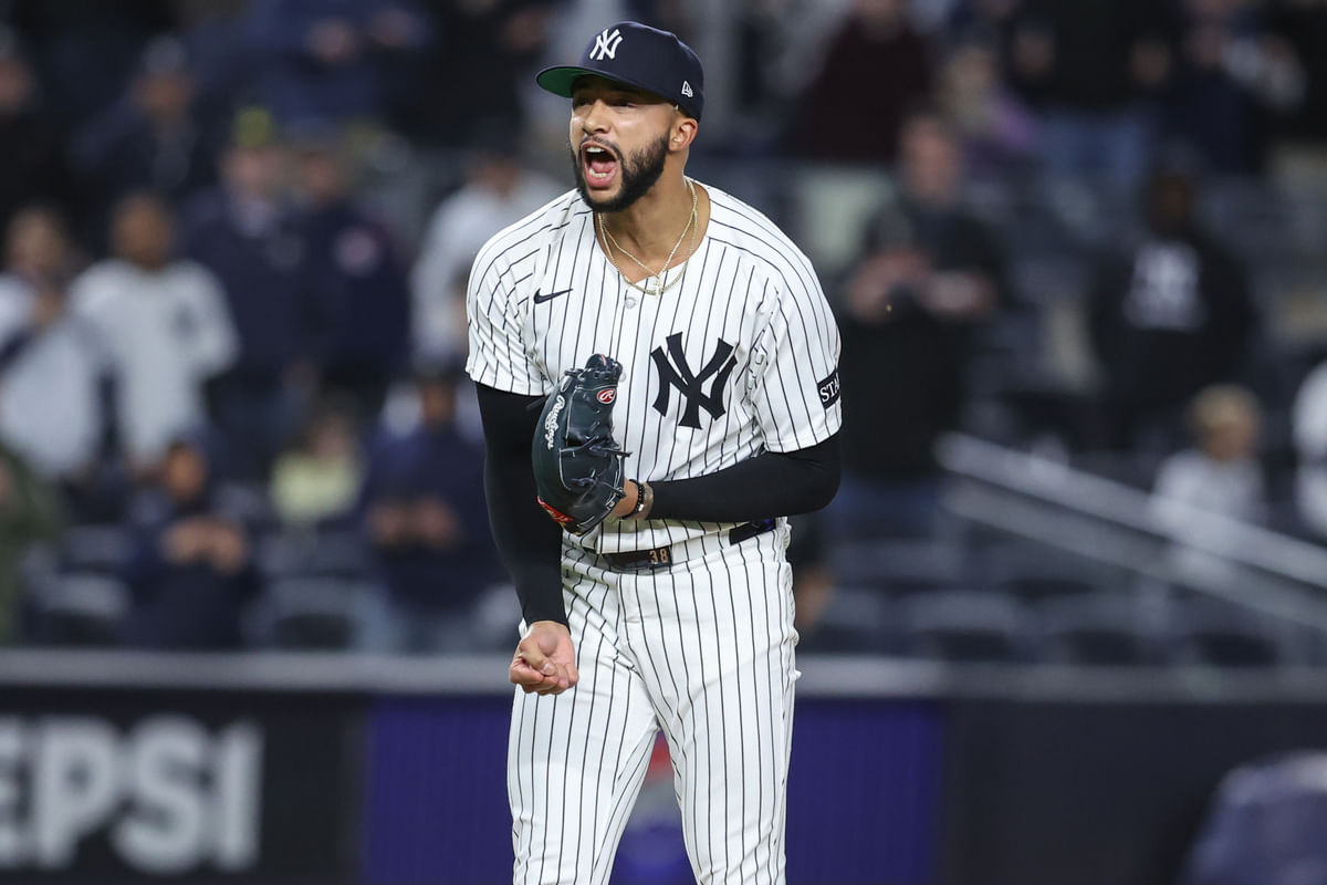 Yankees manager Aaron Boone makes feelings known on bold move to demote ...