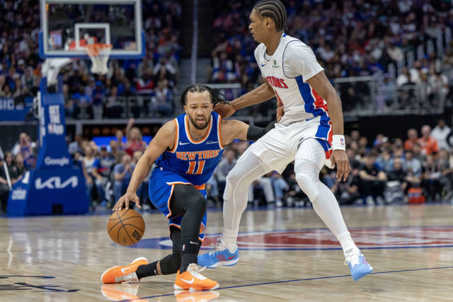 Knicks fans fear the worst as Jalen Brunson heads to locker room aggravating ankle