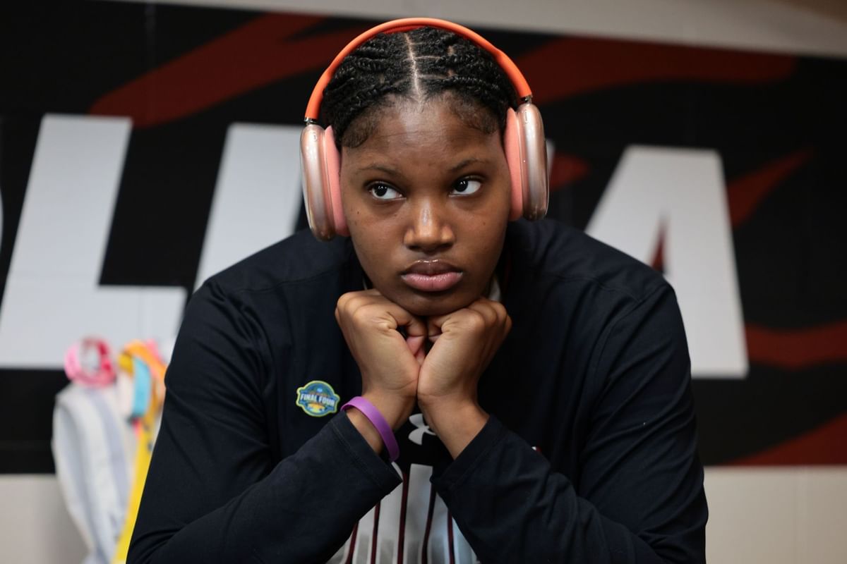 Sania Feagin - Biography, Career, Stats, News & more