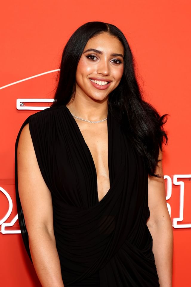 All angles of Paige Bueckers and Azzi Fudd stunning at 2025 WNBA draft