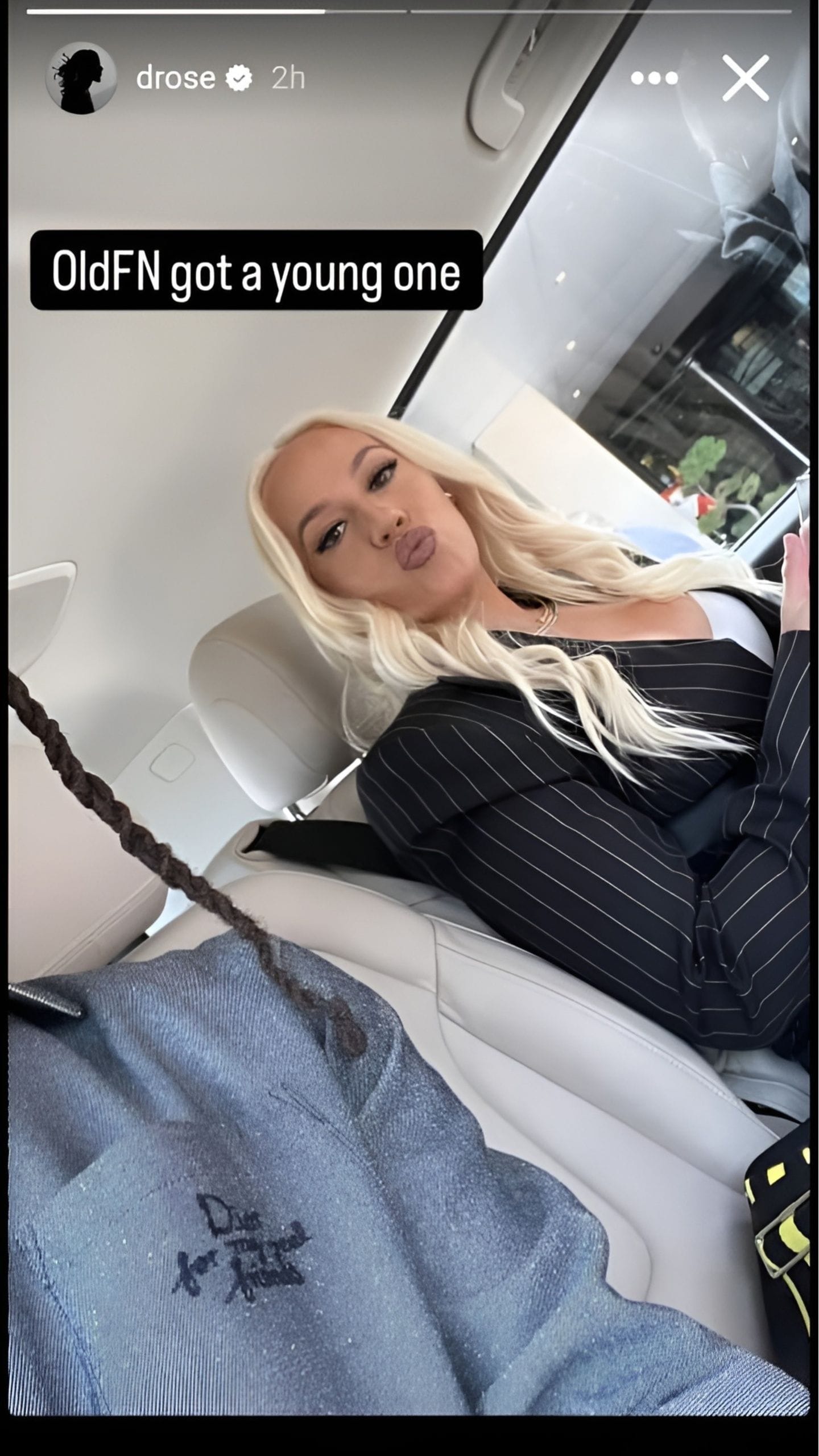 Derrick Rose sends 5-word message as Bulls legend dotes on wife Alaina ...