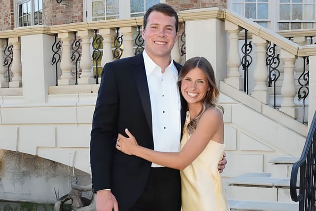 Riley Leonard sends 2-word message as girlfriend Molly Walding ...