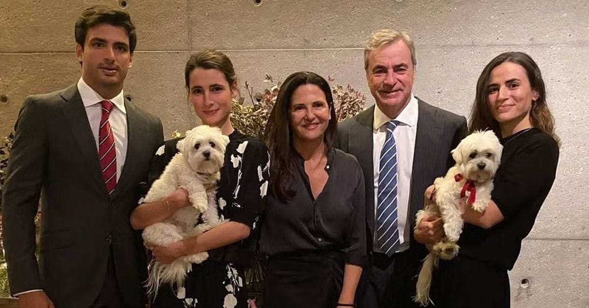 Who are Carlos Sainz Jr.'s siblings? Meet His Siblings