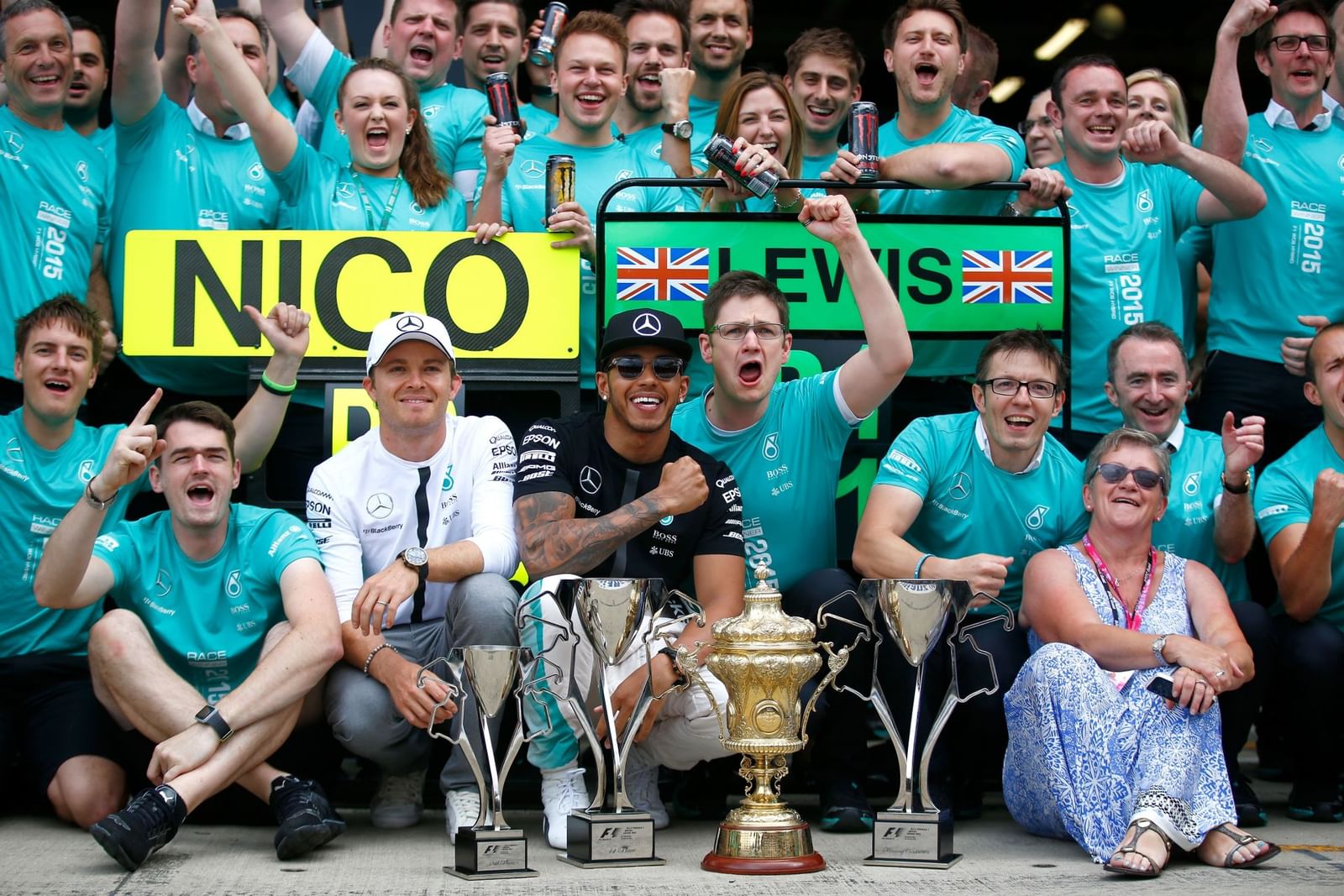 Who are Lewis Hamilton's Siblings? Meet Nicolas Hamilton, Nicola ...