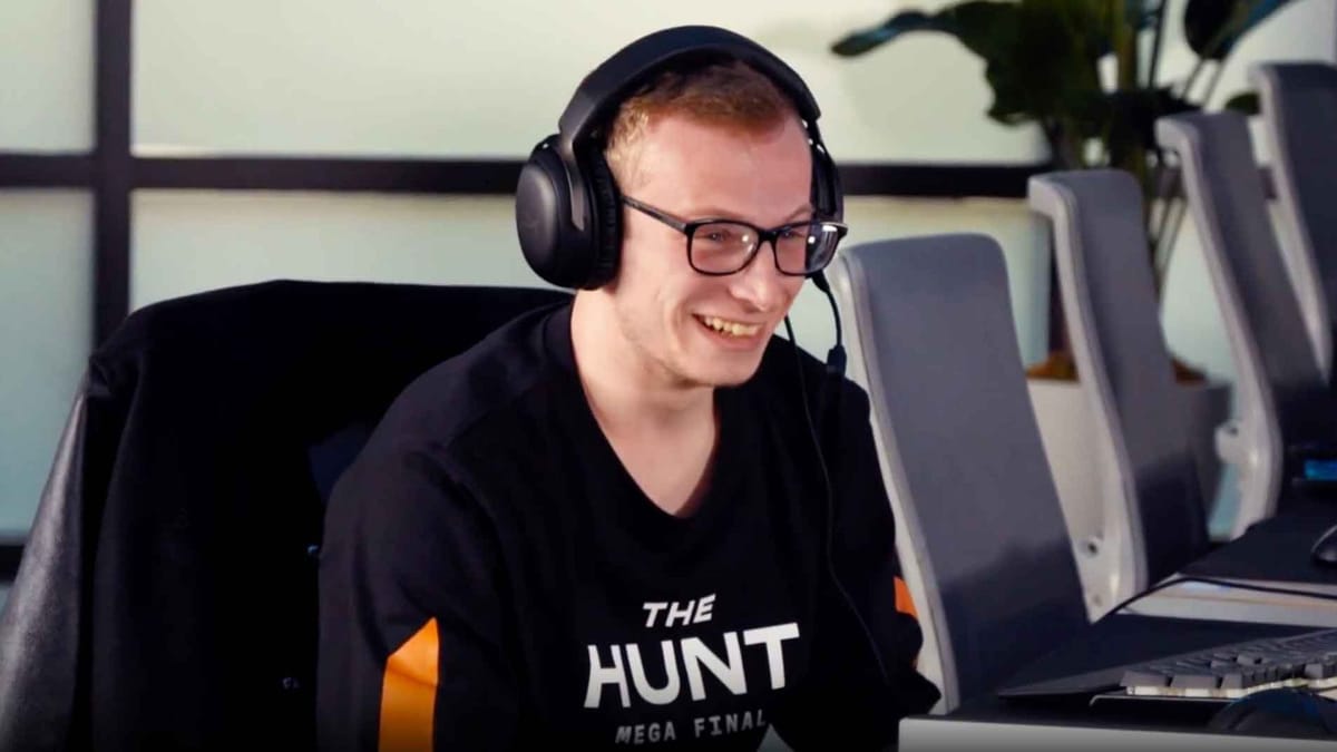 How did Shayph stage a comeback in Roblox The Hunt: Mega Final?