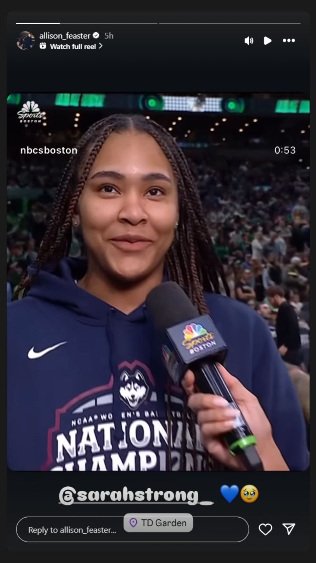 Sarah Strong's mom Allison Feaster gets emotional as UConn gets honored ...