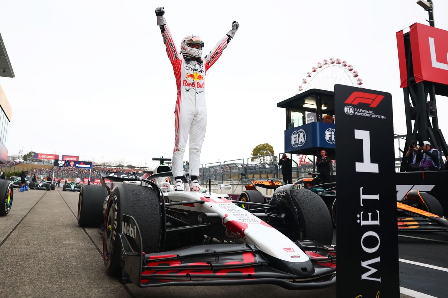 "That's perfection Max": Red Bull race engineer in awe of Max ...