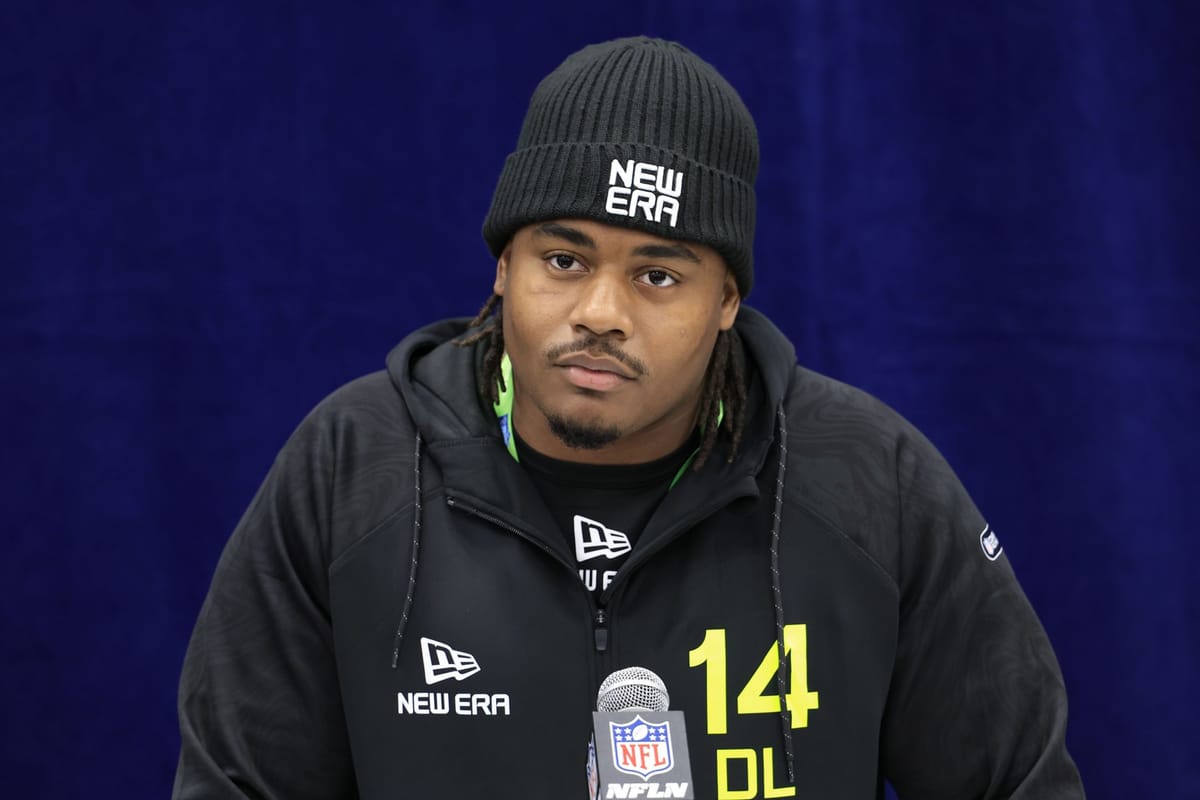 Who is Ty Hamilton’s girlfriend, Amari?