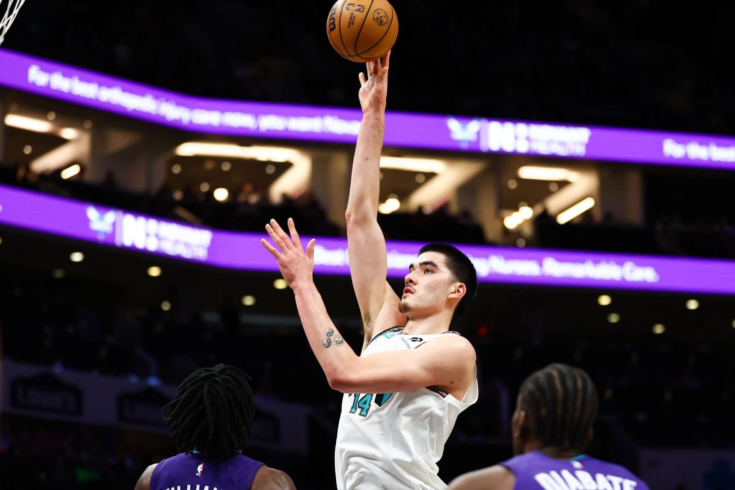 Who are Zach Edey's parents? Meet Julia and Glen Edey