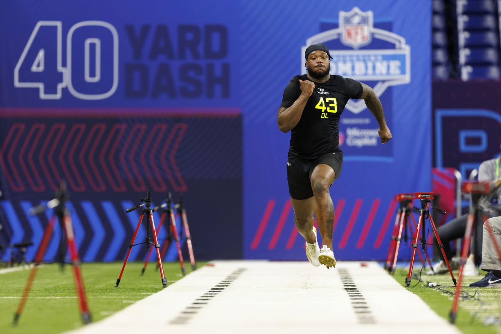 Jordan Burch's NIL Deals – What NIL Deals Has Jordan Burch Signed?