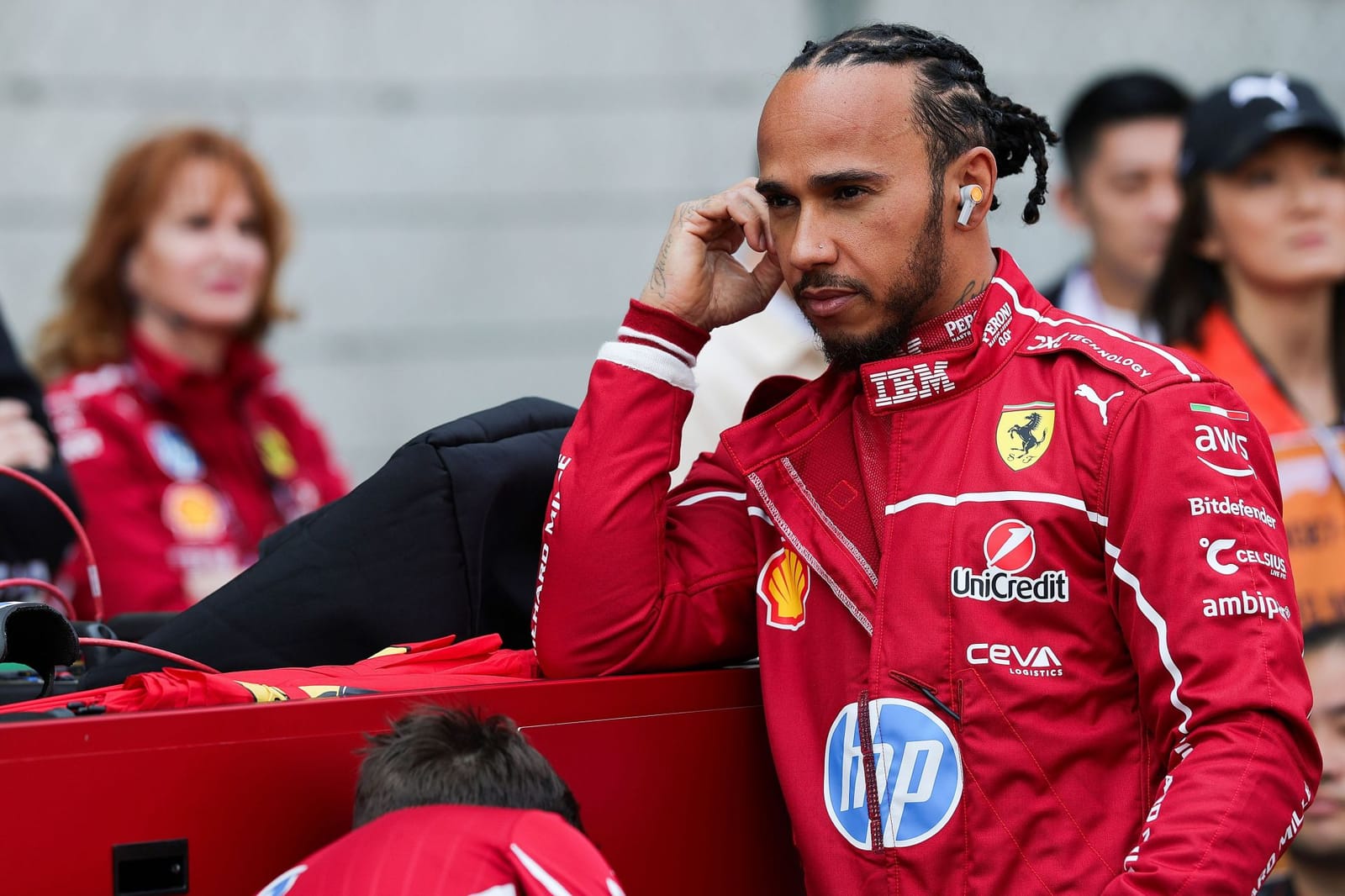How much is Lewis Hamilton's contract?
