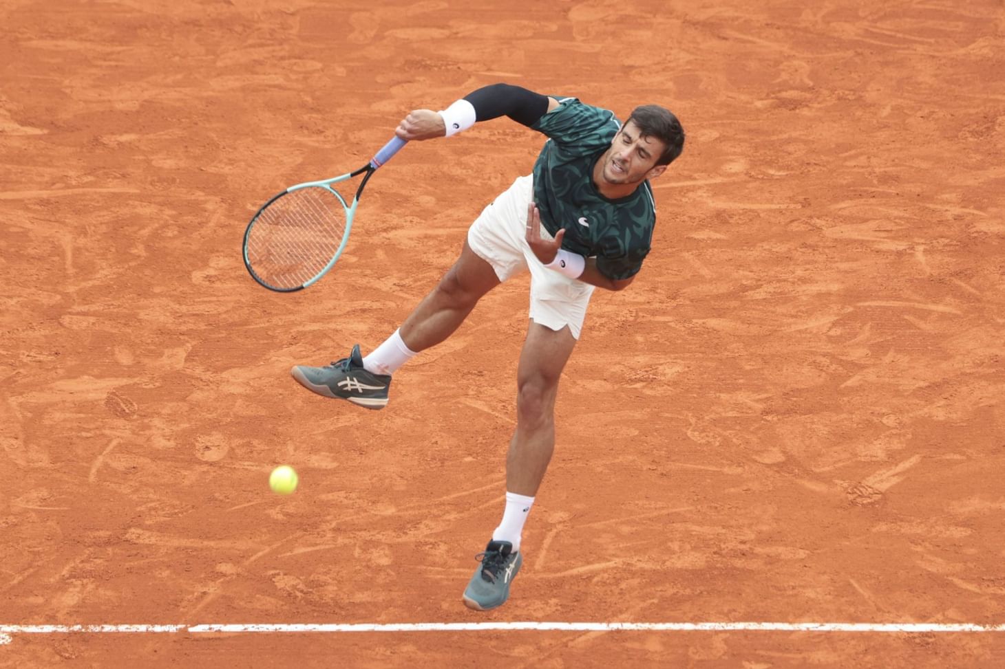 Madrid Open 2025: Lorenzo Musetti vs Tomas Martin Etcheverry preview, head-to-head, prediction ...