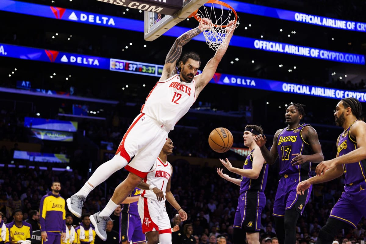 How many siblings does Steven Adams have?